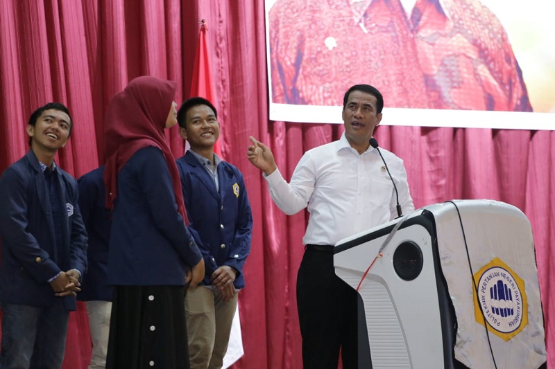 Mentan Amran Dorong Mahasiswa UNP Menjadi Wirausahawan Muda - IndependensI Mentan Amran Dorong Mahasiswa UNP Menjadi Wirausahawan Muda - IndependensI