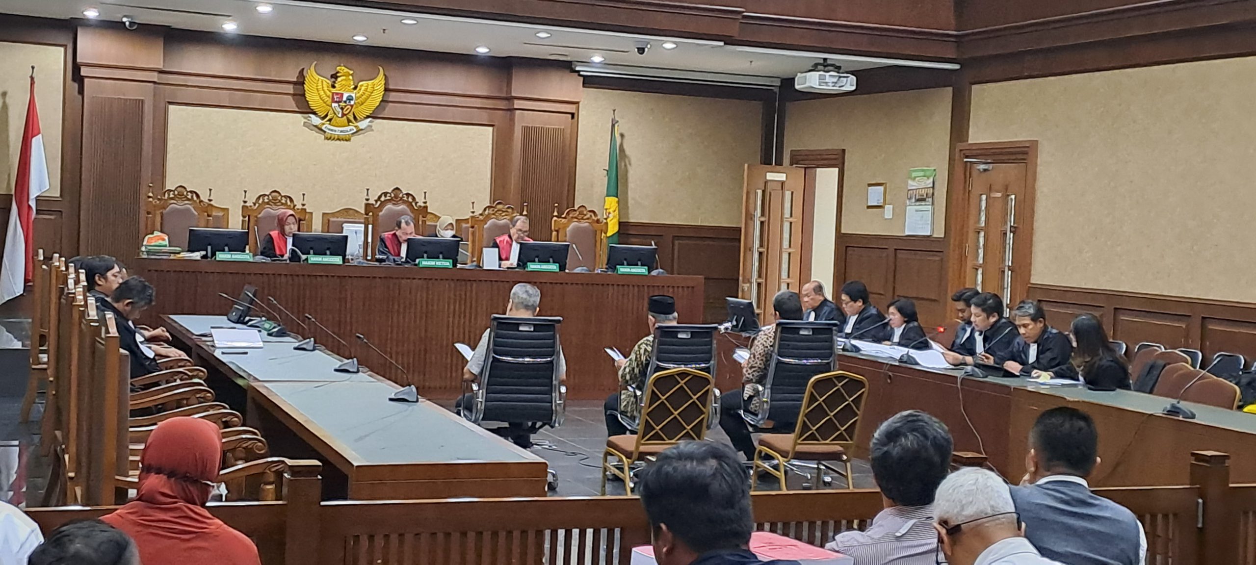 Pengacara Terdakwa: Harusnya Diterapkan UU Minerba Dalam Penjualan ... Pengacara Terdakwa: Harusnya Diterapkan UU Minerba Dalam Penjualan ...